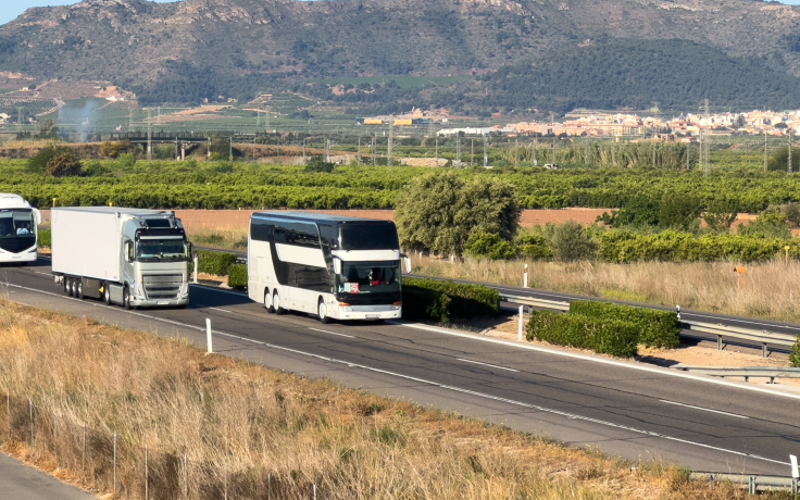 Parliament backs EU’s overly ambitious new heavy-duty vehicle CO₂ ...